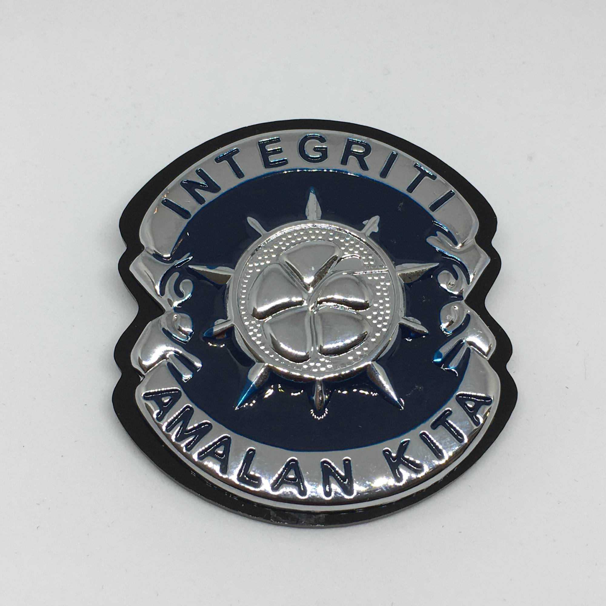 Logo Integriti Polis Pin